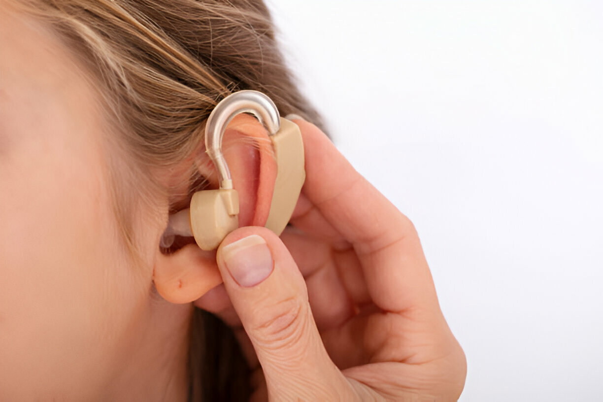 Hearing Aid Loops: Explained for Better Hearing in Public Places - WOMCOM